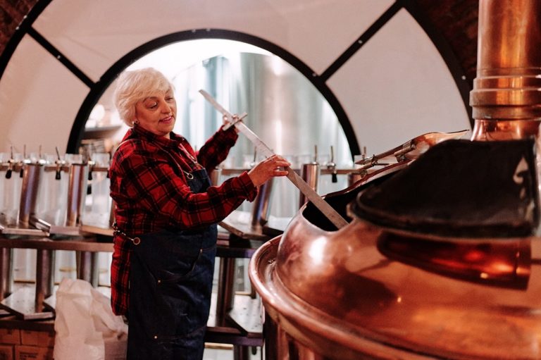 13 Bars à bière à Cracovie : Microbrasseries, brewpub et curiosités ...