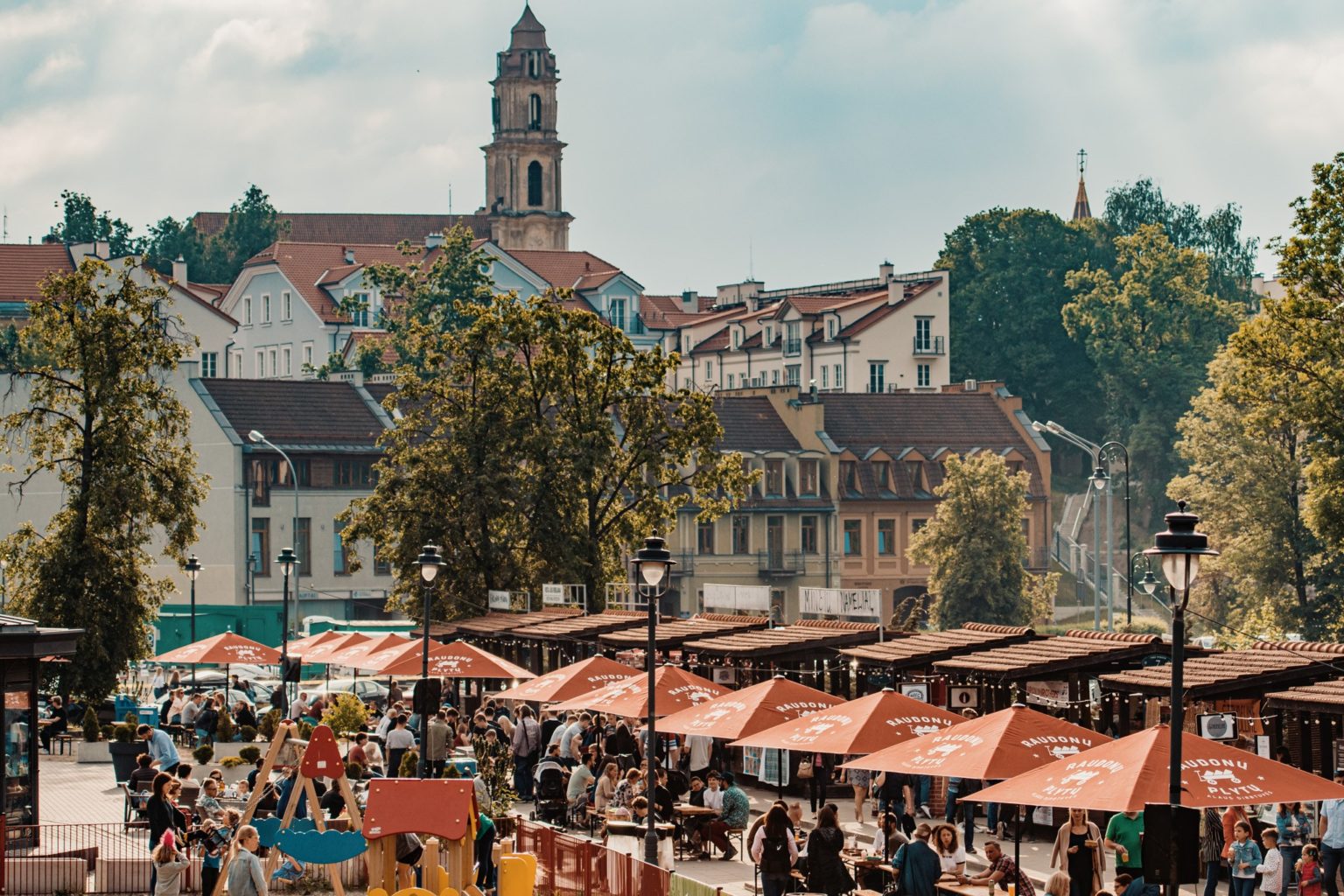 Visiter Vilnius, capitale de la Lituanie : 10 incontournables à voir et ...